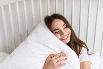 The Truth On Sleeping Without a Pillow: Is It Good For You? (Winter 2024)