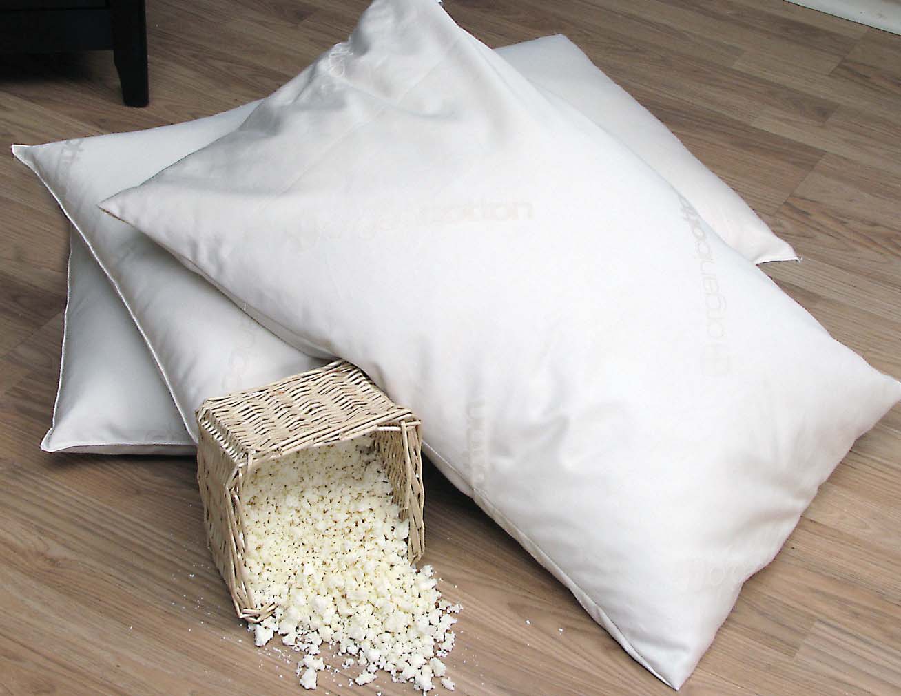 5 Best Thin Pillows Reviewed in Detail (Summer 2024)﻿