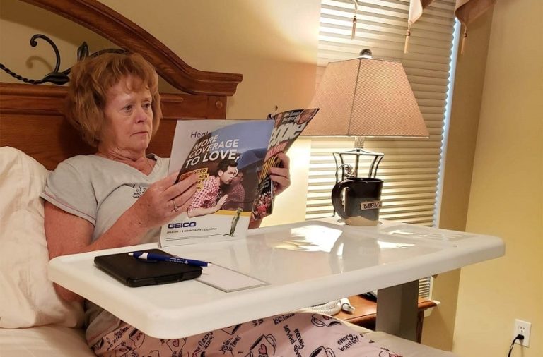 8 Best Overbed Tables Reviewed in Detail (Winter 2024)