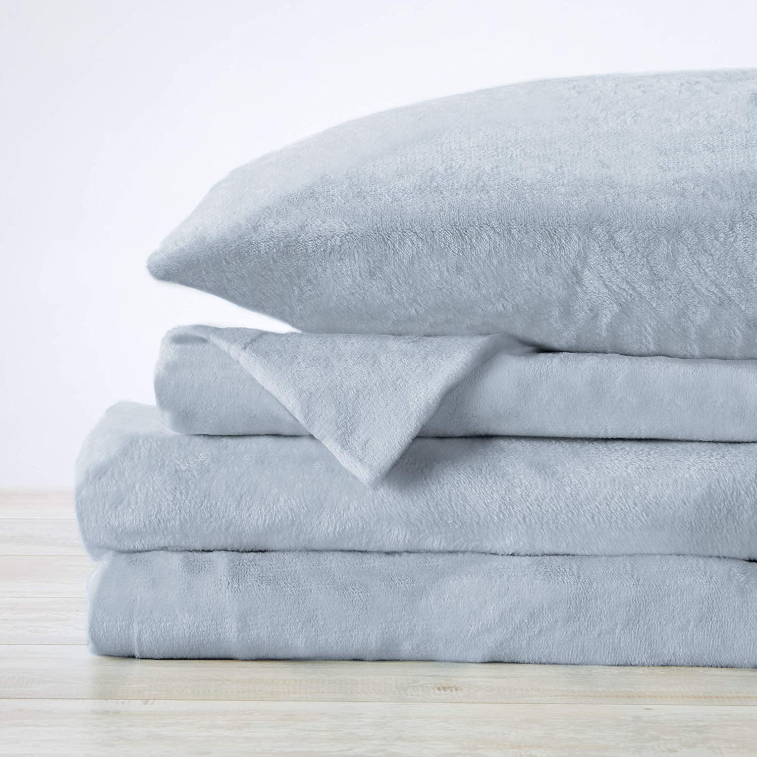 8 Best Fleece Sheets Reviewed in Detail (Mar. 2021)