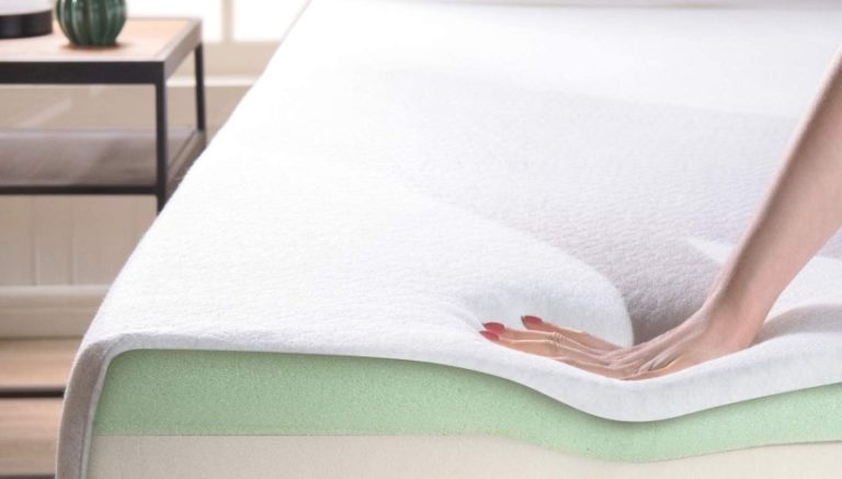 How to Deal with Mattress Off-Gassing Problem: Basic Info & Advice ...