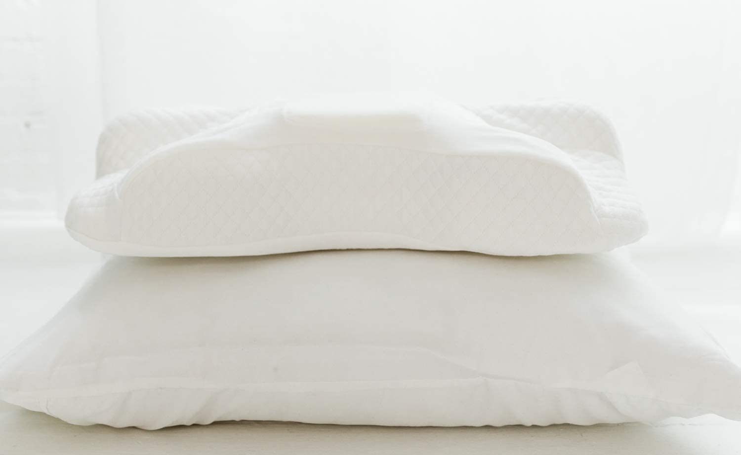 5 Best Pillows for CPAP Users Reviewed in Detail (Jun. 2021)