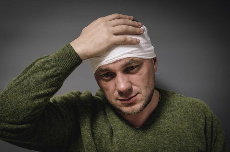 Wake Up Crying from a Dream: 6 Reasons This Happens to You (Winter 2024)